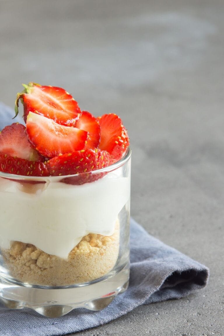 Easy Cheesecake Deviled Strawberries Recipe
